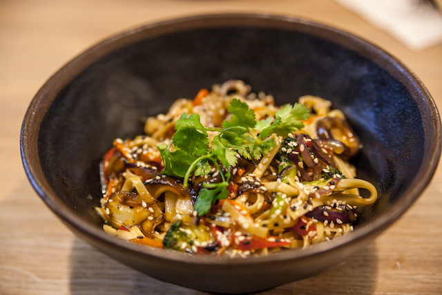 Healthy Asian Brown Rice Noodle Stir Fry - FabFitFun